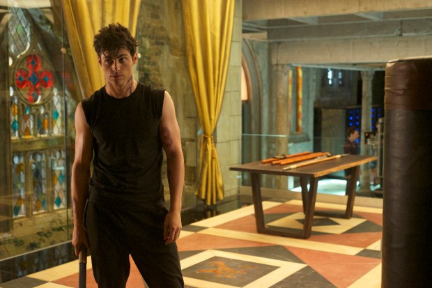 ‘Shadowhunters’ 1×06 Promotional Photos and Synopsis: ‘Of Men and ...